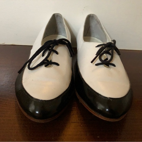 Jackie Ho | Shoes | Vintage 98s Jackie Ho New York Black And White ...